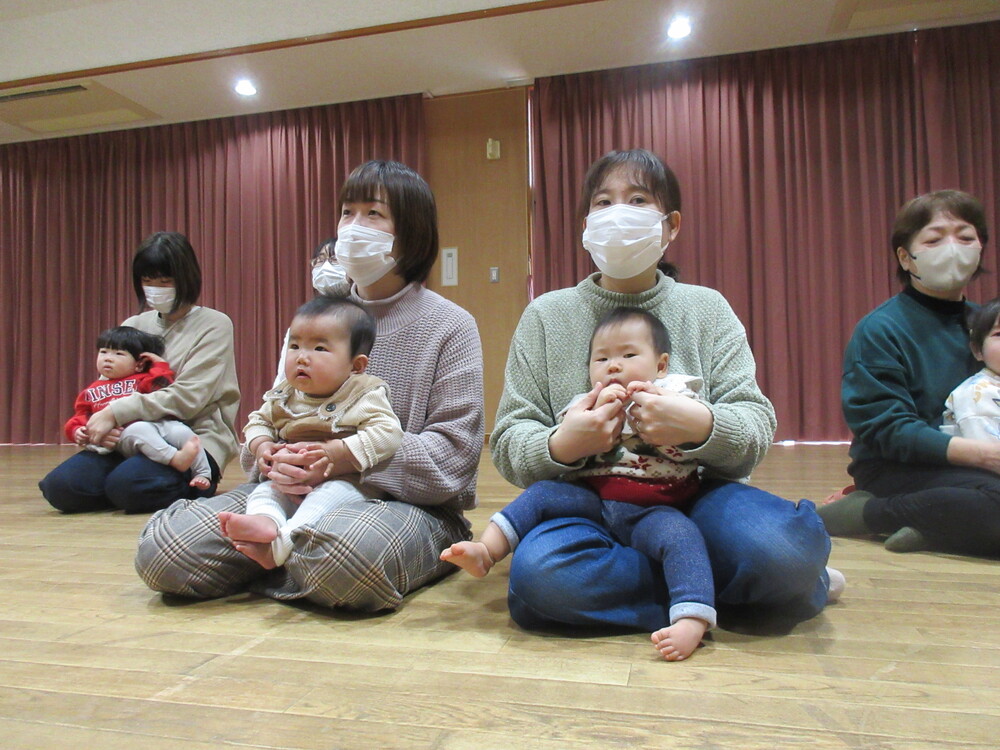 R7.12月のすまいるくらぶ♪ 『誕生会・クリスマス会』がありました♪ | 相愛保育園